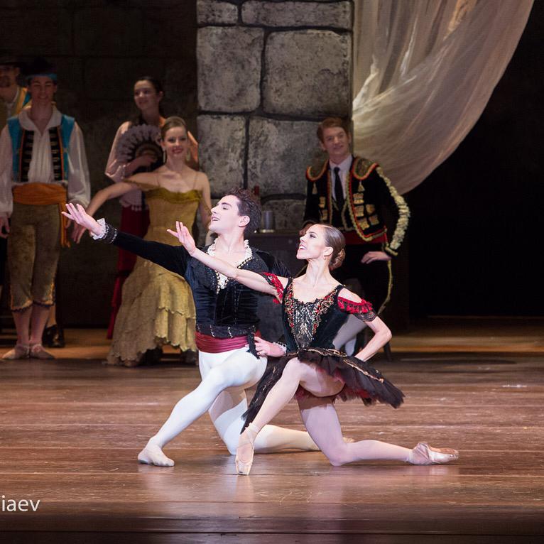 Meet our dancers: Ana María Calderón – Compañía Nacional de Danza