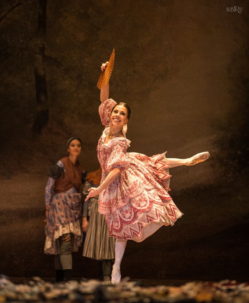 Meet our dancers: Ana María Calderón – Compañía Nacional de Danza