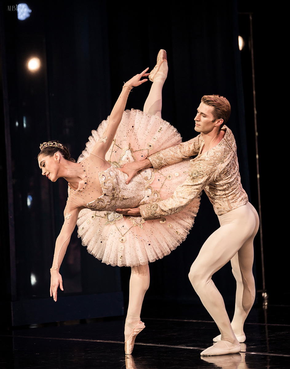 Conoce a nuestros bailarines: Benjamin Poirier – Compañía Nacional de Danza